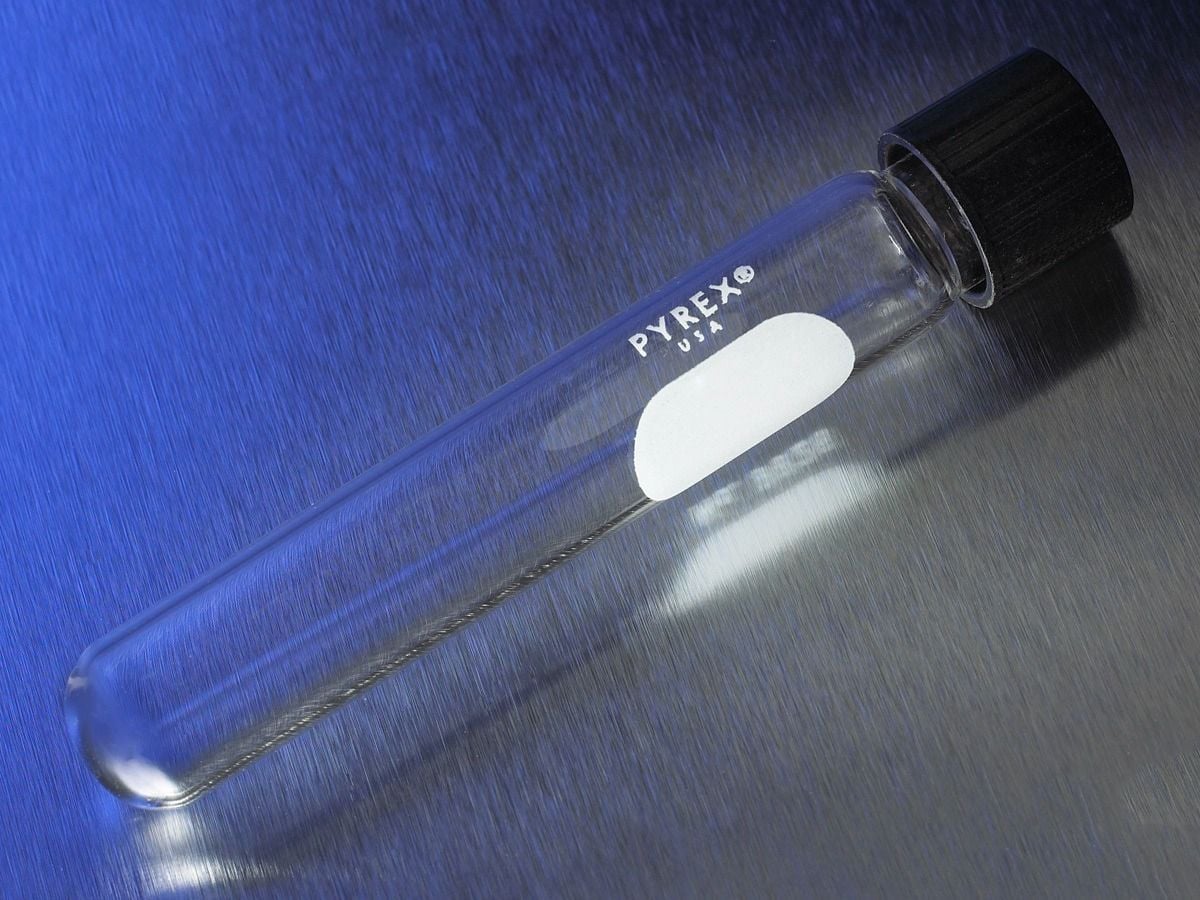 PYREX® Screw Cap Culture Tubes with Phenolic Caps | Corning Life Sciences