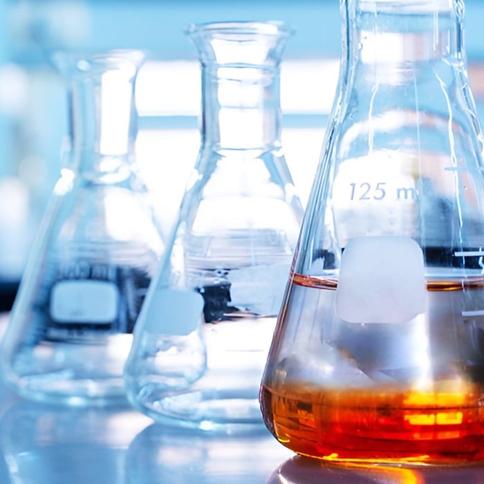 What Is Borosilicate Glass: Properties & Benefits in the Lab