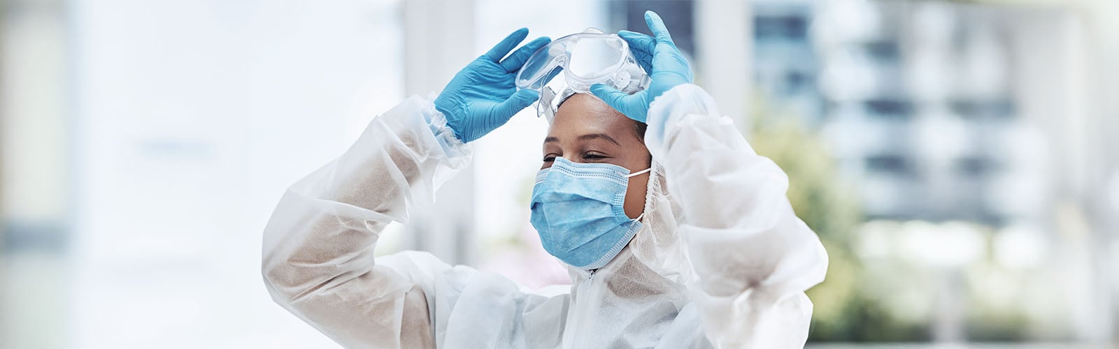 Lab Safety Practices When Using a Vacuum Flask